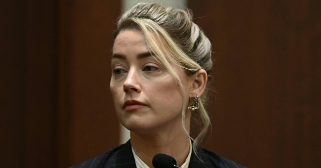 After the brand rejected her, Amber Heard reveals details of a makeup ...