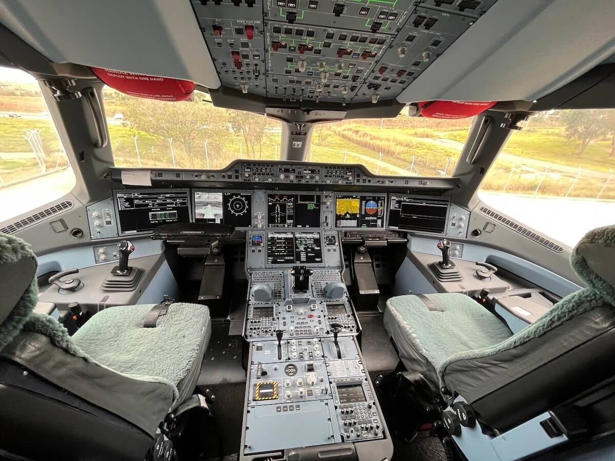 How is the new Azul plane that will travel internationally this year